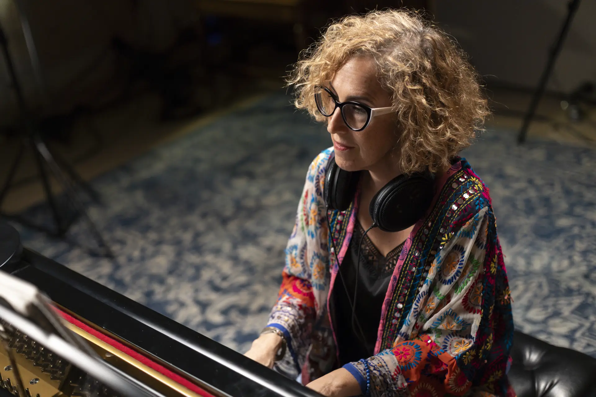 Anat Fort - Official Site